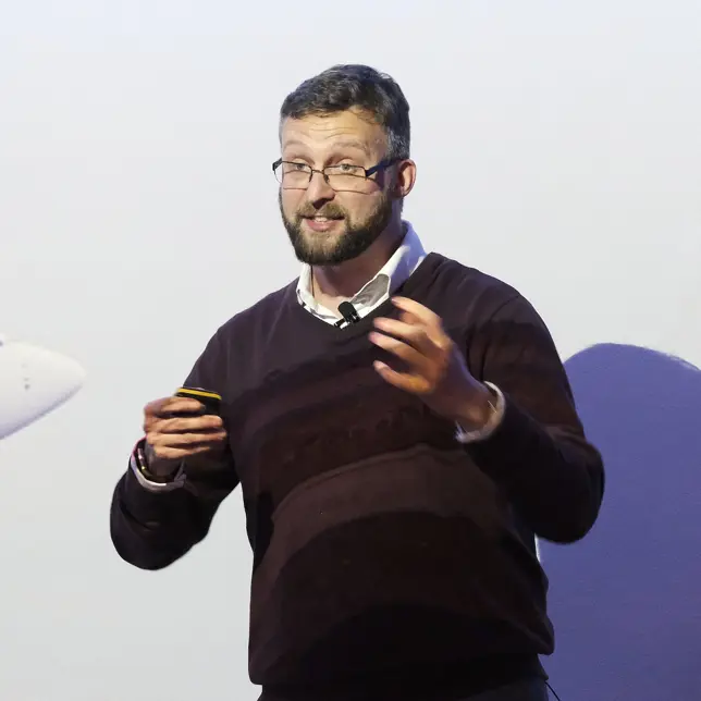 Toby Lewis: Cybersecurity Expert and AI Leader