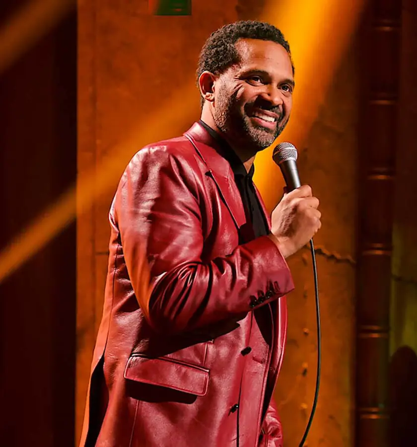 Andy Buckley: Top Motivational Speaker for Finance & Humor