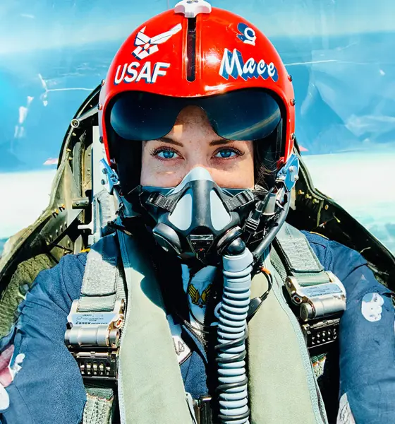 Speaker Nicole Malachowski: Keynotes from a veteran combat pilot