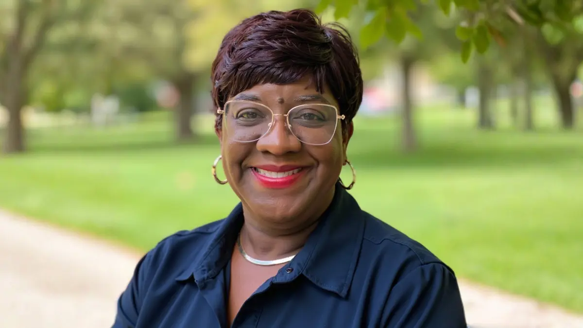 Natasha T. Robinson: Leadership Speaker for Women in Business