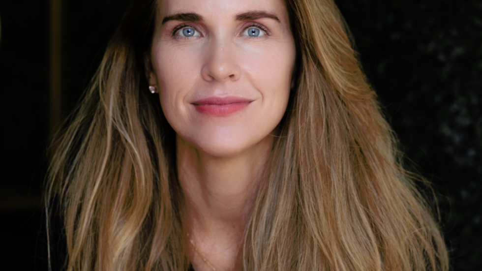 Elizabeth Pearson: Motivational Speaker & Corporate Coach