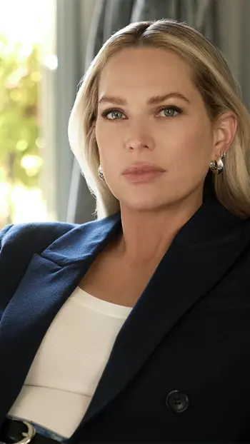 Erin Foster: Motivational Keynote Speaker and Brand Strategist