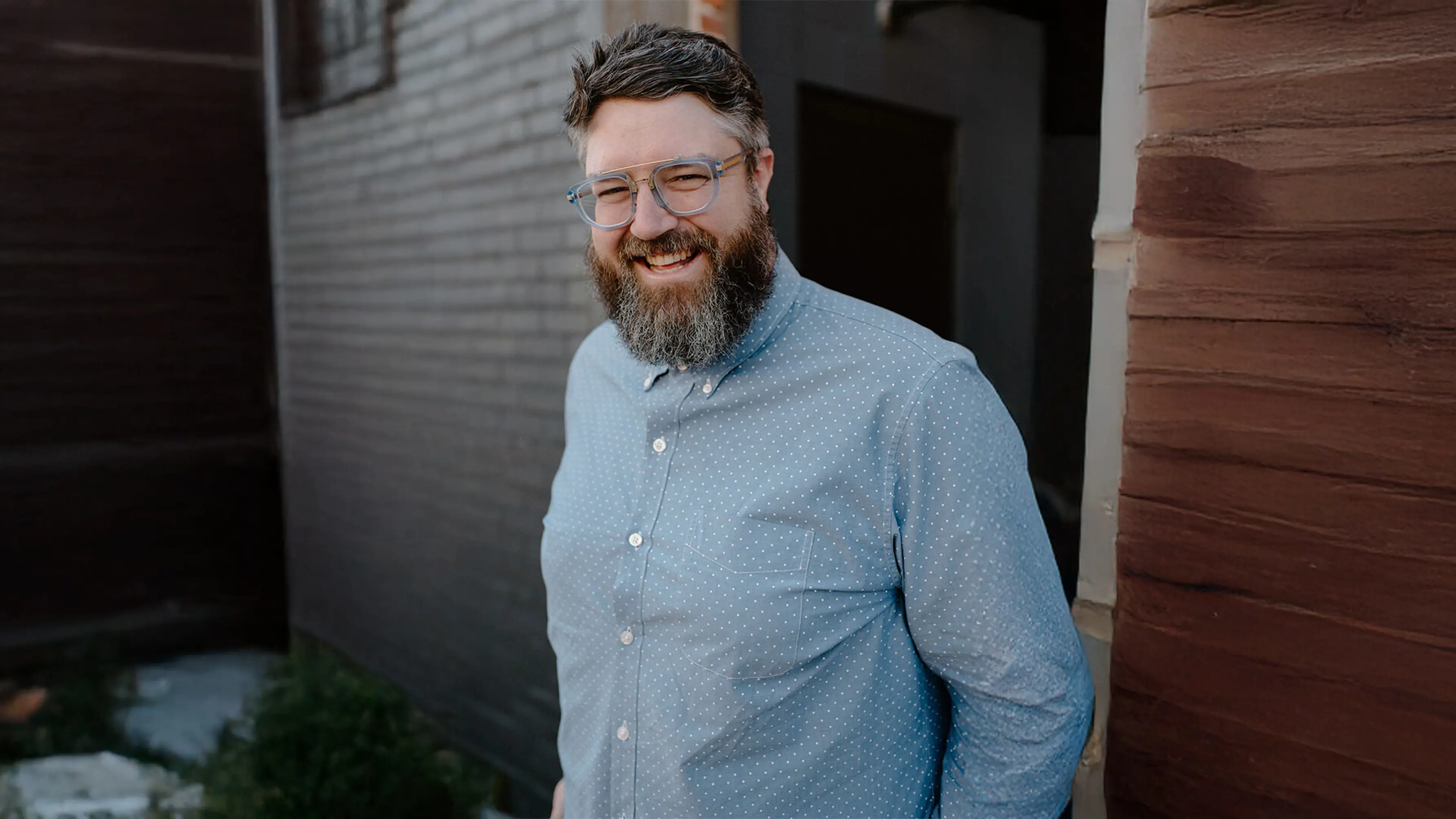 James Robilotta: Humor-Driven Keynotes for Team Engagement