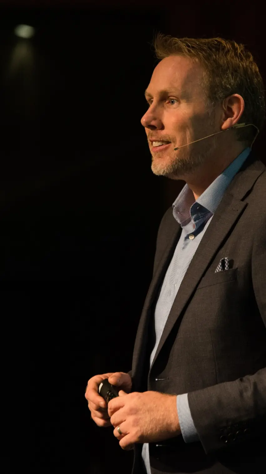 Paul Adamson: Keynote Speaker on Resilience and Business Success