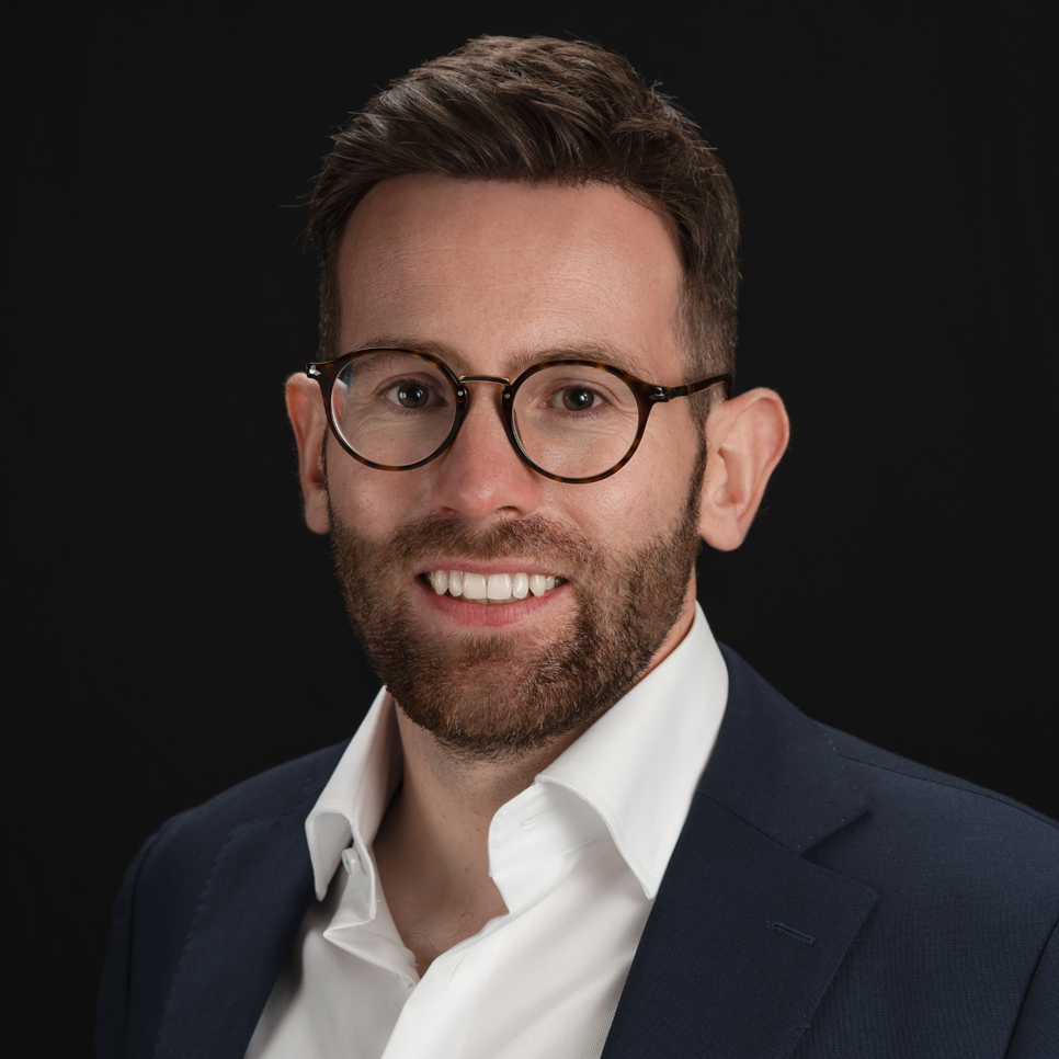 Thomas Curran: Top Expert on Perfectionism & Keynote Speaker