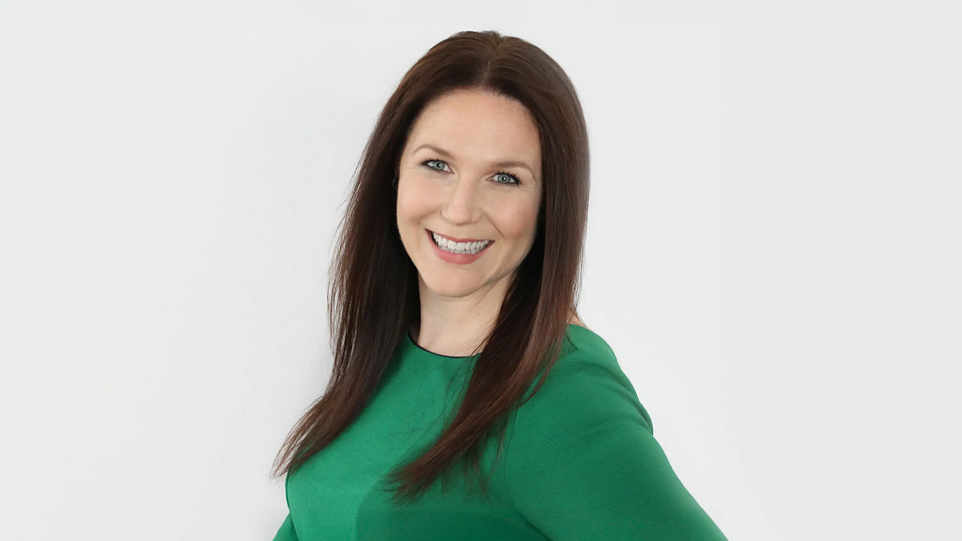 Speaker Jill Schiefelbein | Strong Businesses | Dynamic Communiator