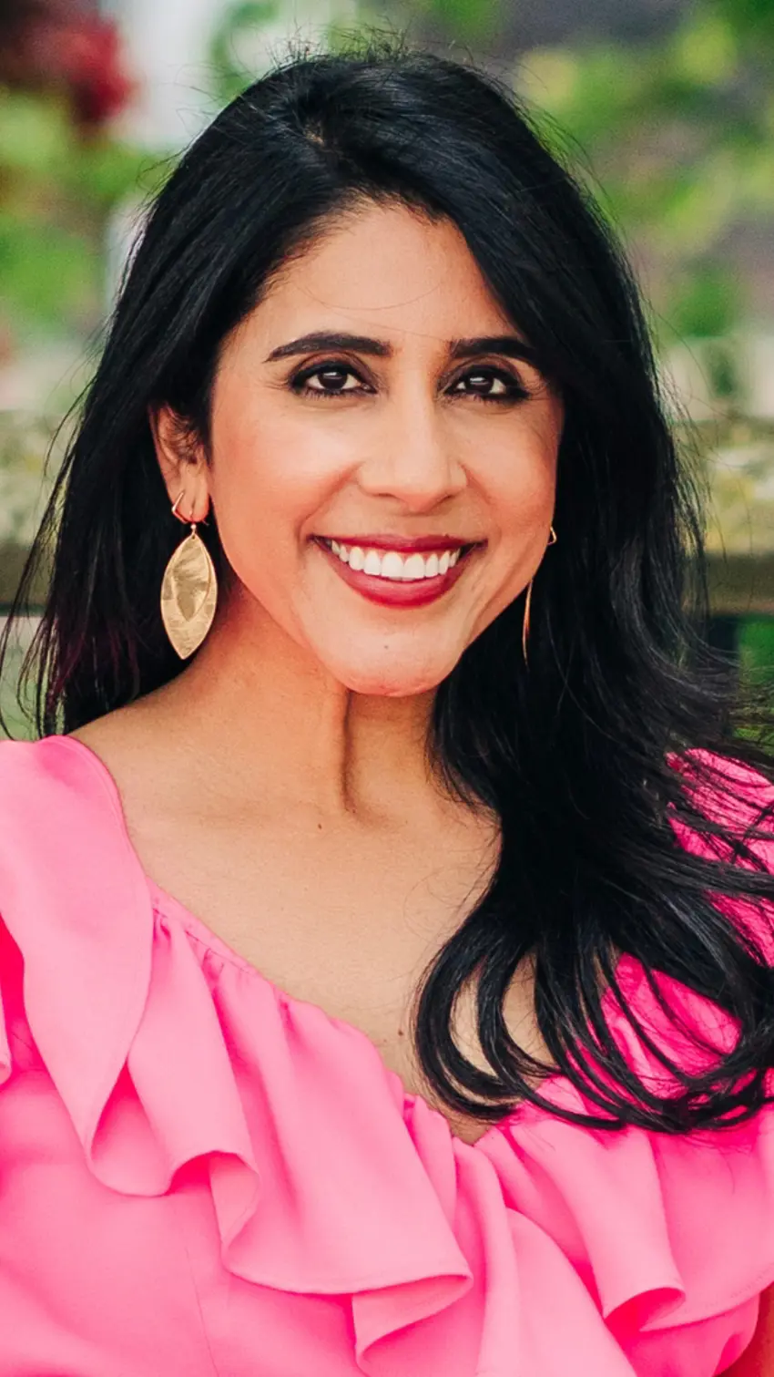 Henna Pryor: Expert Keynote Speaker on Communication & Success