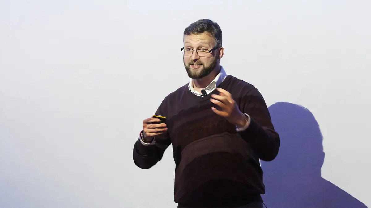 Toby Lewis: Cybersecurity Expert and AI Leader