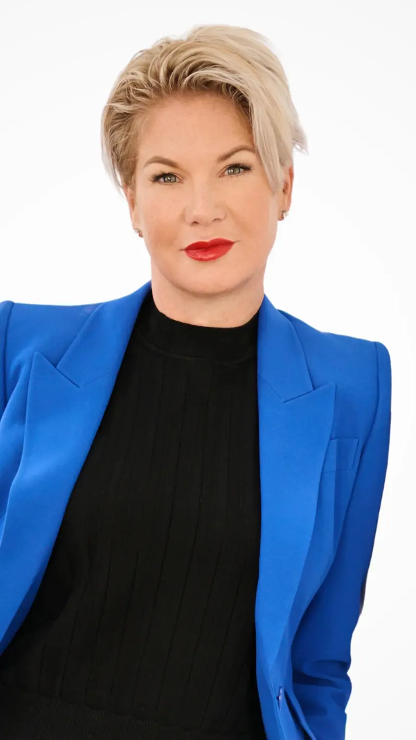 Ashley Davis | Book a Resilient Leadership Speaker