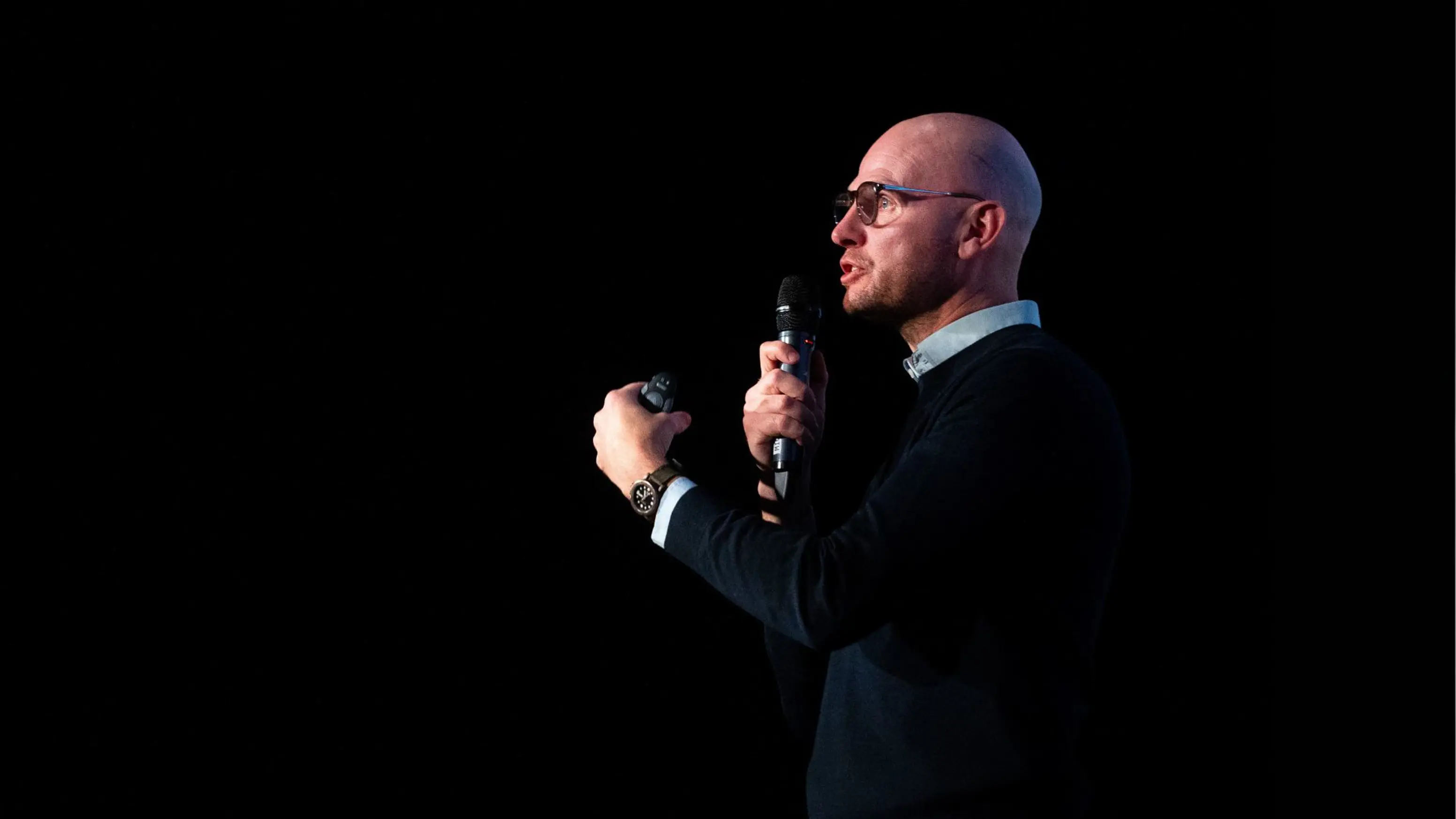 Chris Lemons: Inspirational Keynote Speaker on Resilience and Leadership