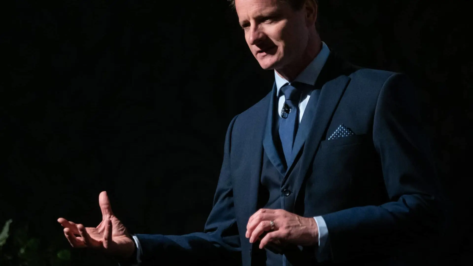 Speaker Nick Looby - Improving your communication skills