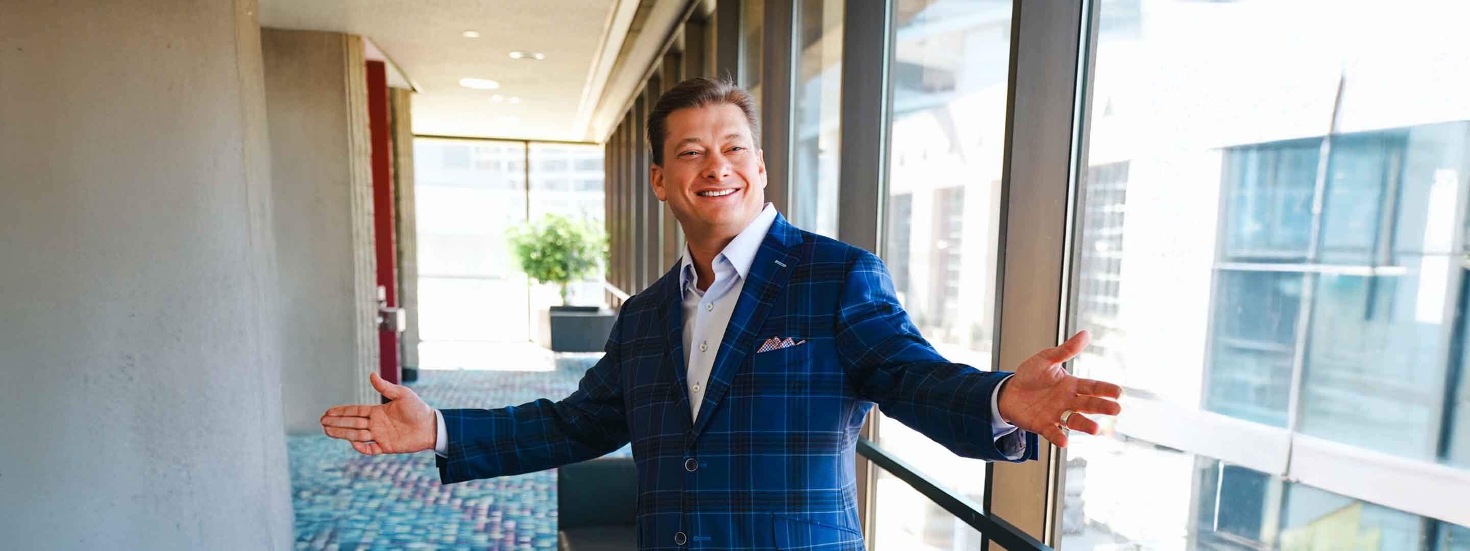 Jeb Blount: Sales, Leadership & Customer Experience Expert