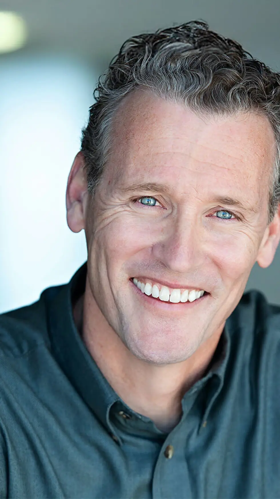 Scott Christopher: Motivational Speaker Igniting Success