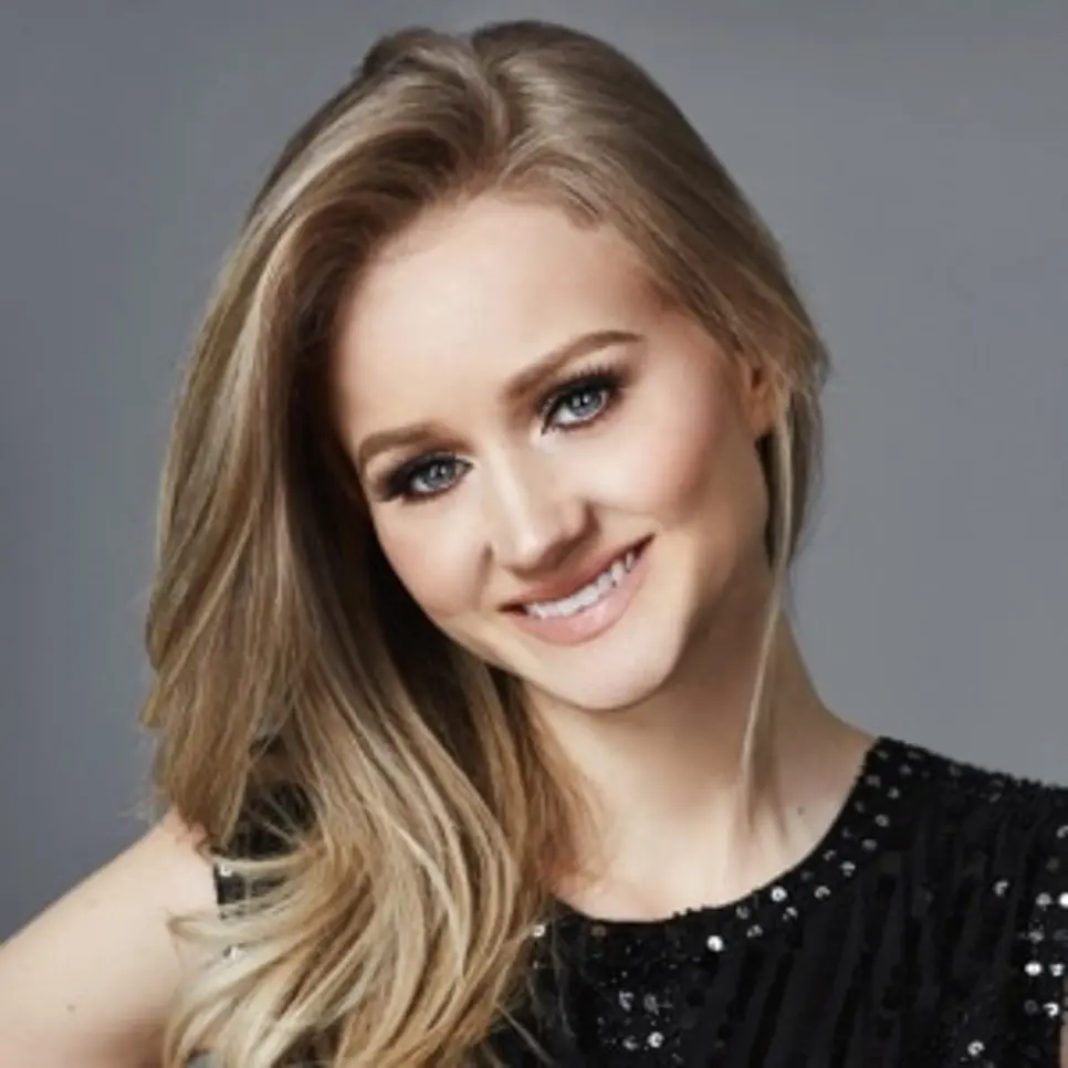 Emily Lyons: Keynote Speaker & Business Innovator