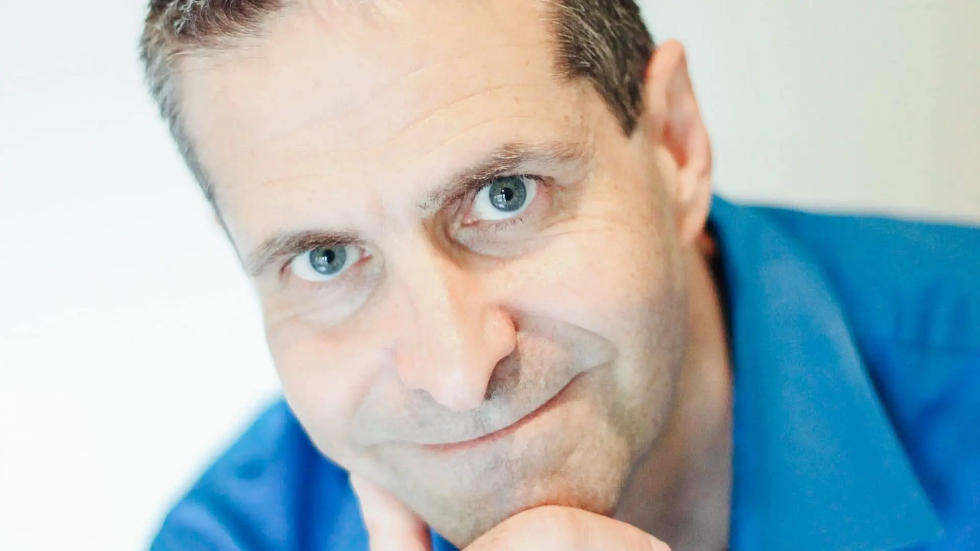 Speaker Sam Richter | Achieve Better Results | Sales & Marketing Expert