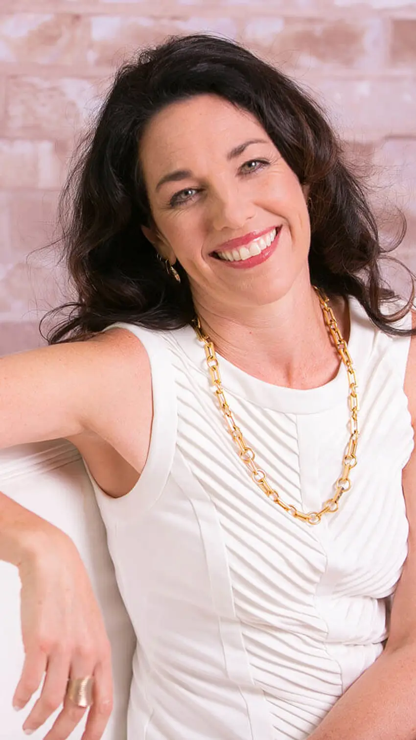 Katie Goodman: Transformative Keynotes on Change, Comedy & Courage