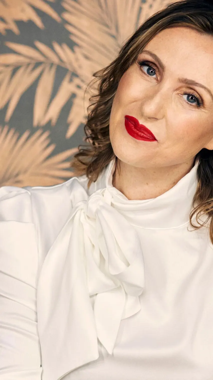 Eleanor Conway: Inspiring Change Through Humor and Honesty