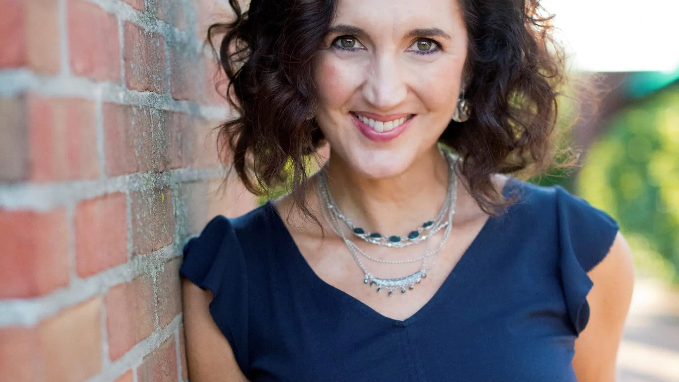 Speaker Dr. Alexandra Solomon | Self-education.