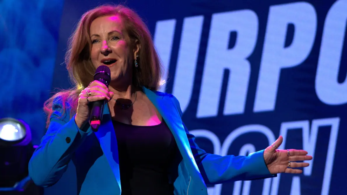 Cheryle Hays: Courageous Curiosity™ and Leadership Expert