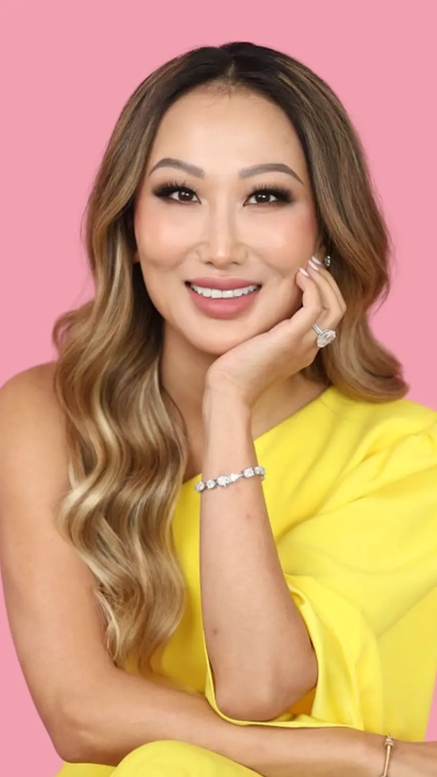 Tiffany Moon – Keynote Speaker on Leadership & Well-Being