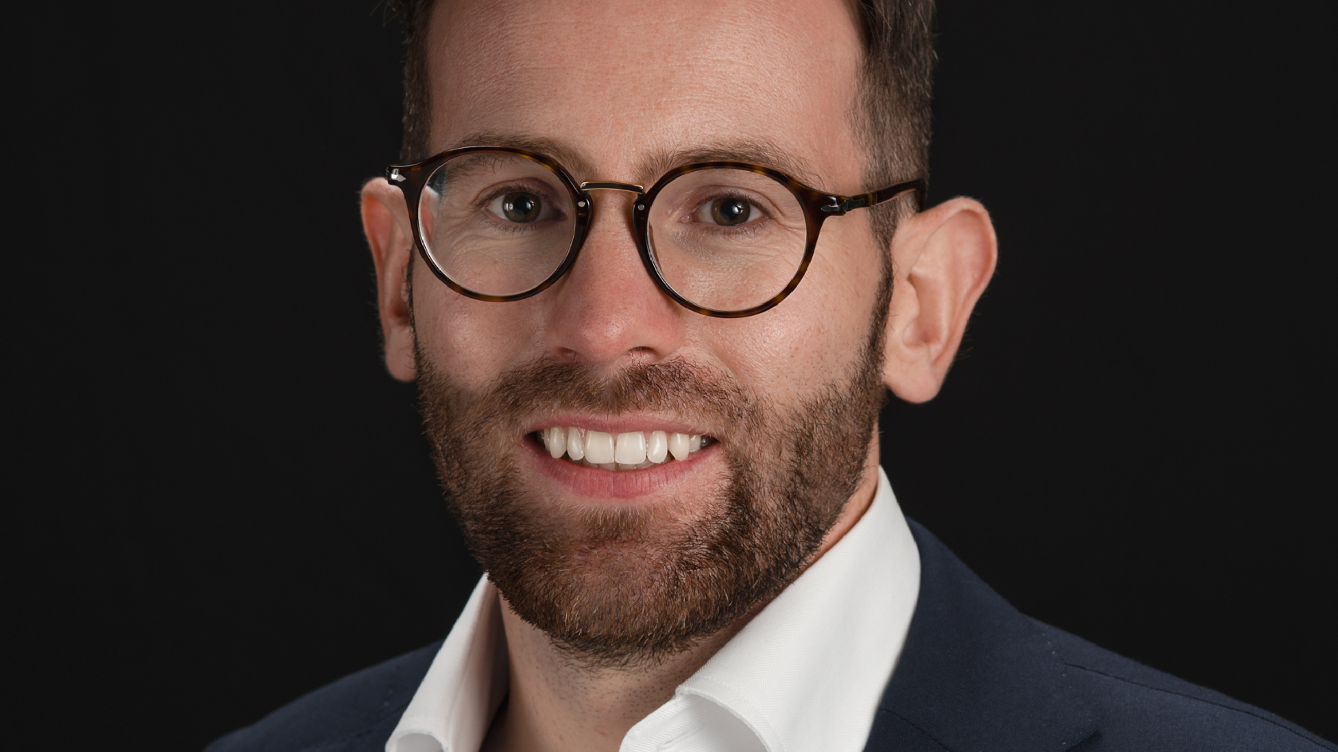 Thomas Curran: Top Expert on Perfectionism & Keynote Speaker