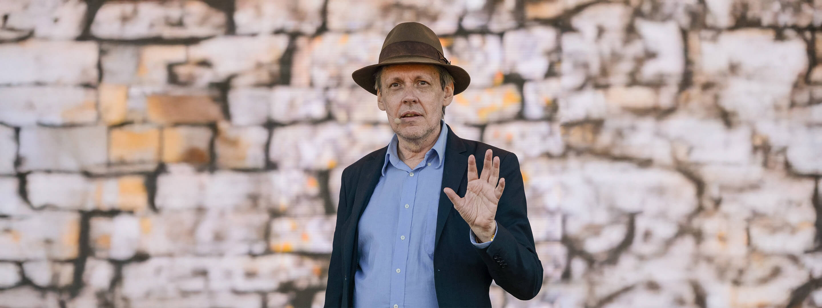 Shane Dallas: Experienced Speaker & Travel Photographer
