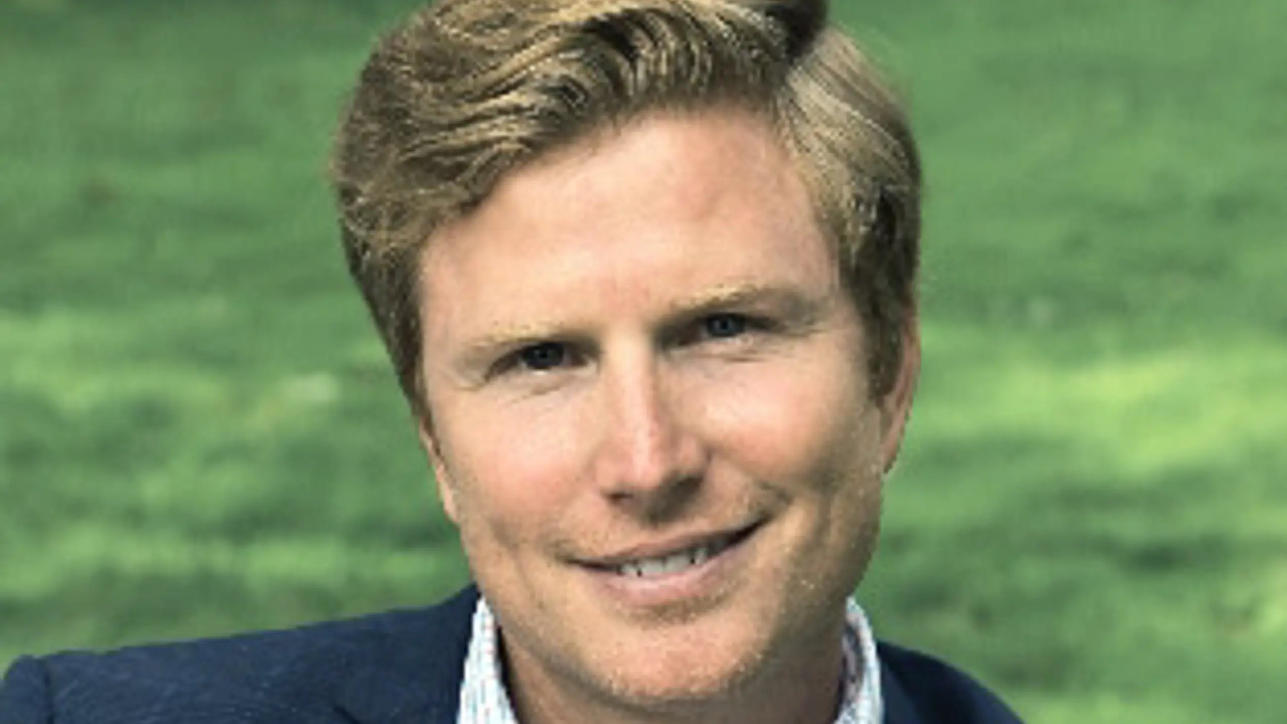 Speaker Stuart Knight | Book here | Award Winning Entrepreneur & Author