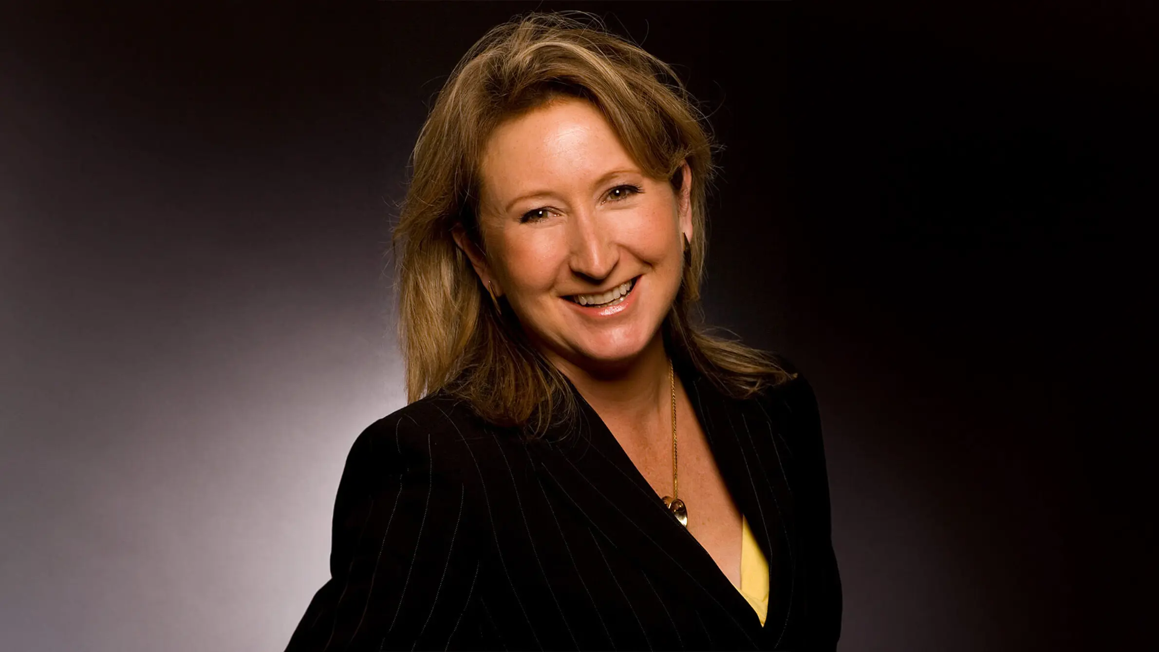 Speaker Lesley Everett | Personal Branding and Growth | Entrepreneur