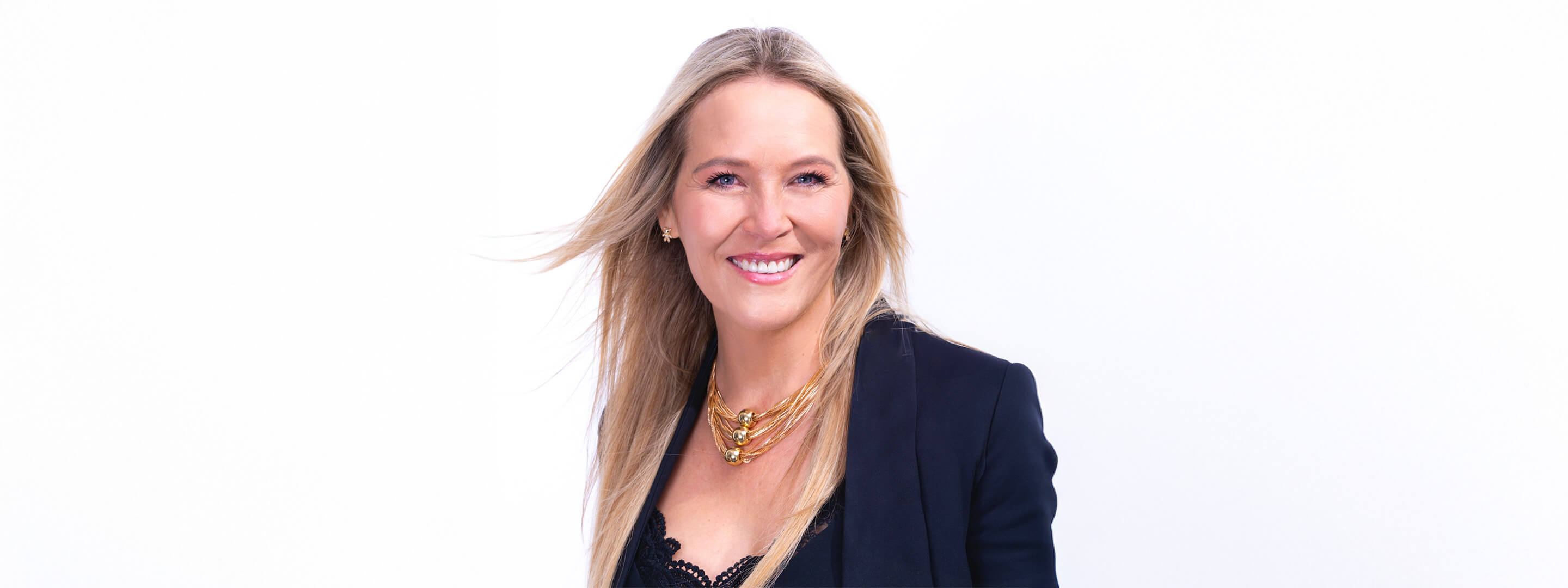 Landi Jac: Inspirational Speaker on Cultural Diversity & Growth