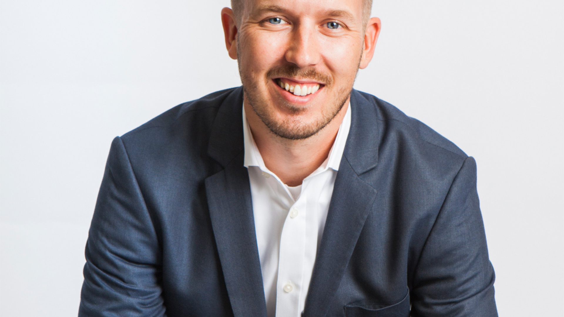 Darrell Keezer: Leading Digital Marketing Motivational Speaker