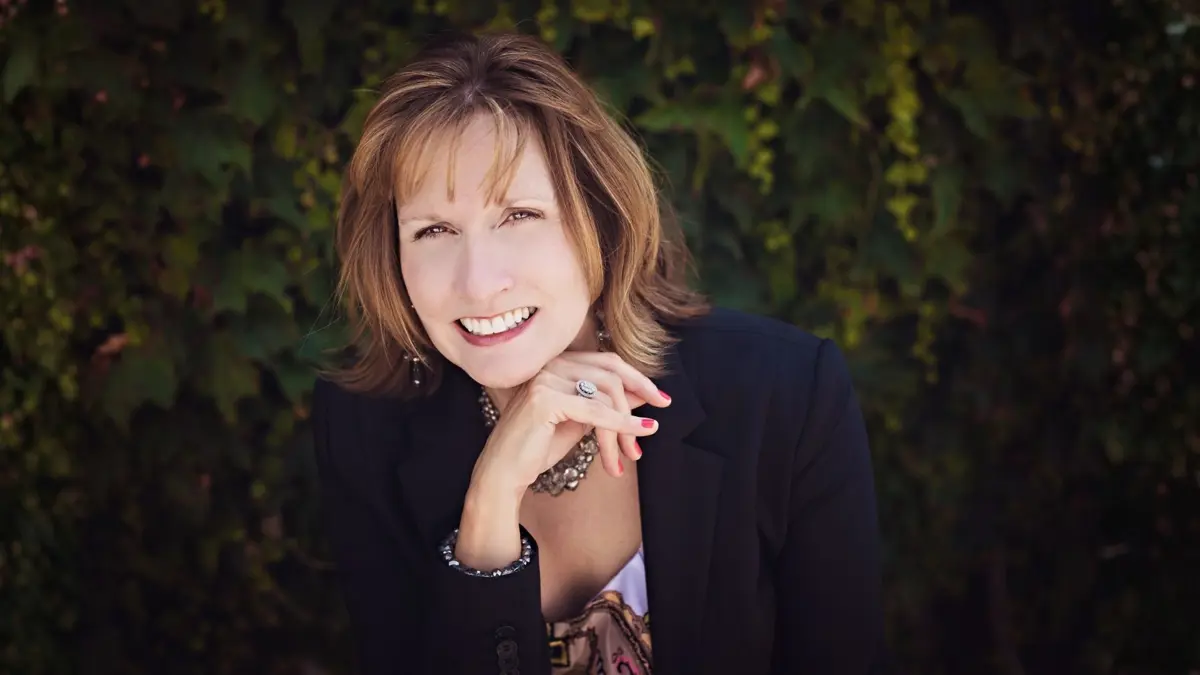 Brenda Clark Hamilton | Keynote Speaker on Leadership & Resilience