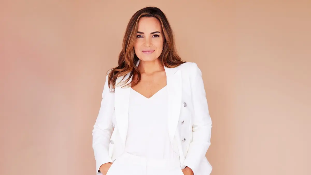 Shanna Adamic: Inspirational Keynote Speaker on Resilience & Leadership