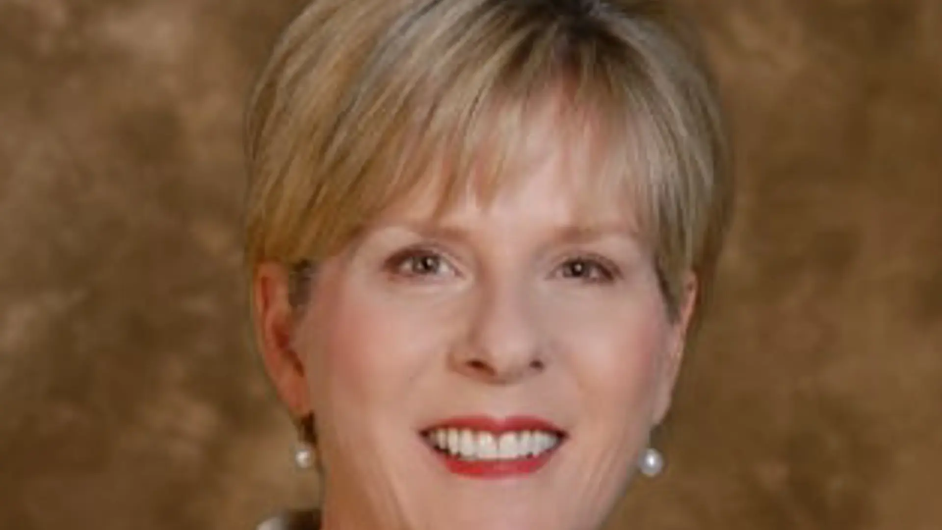 Speaker Lisa Ford | Leadership and Change | Customer Loyalty Expert