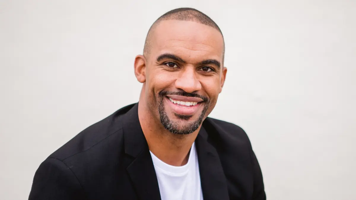 Anthony Trucks – Motivational Speaker & Identity Coach