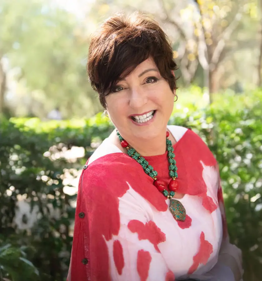 Molly Barker: Empowering Organizations Through Keynotes