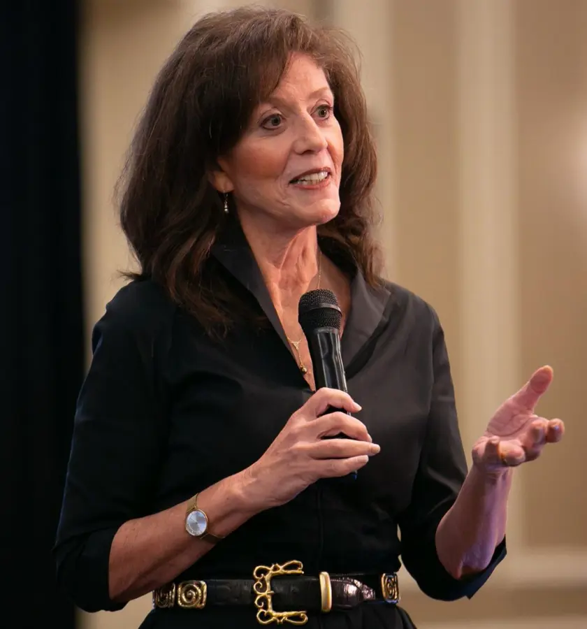 Michaela Renee Johnson: Expert in Mindset, Leadership & Success