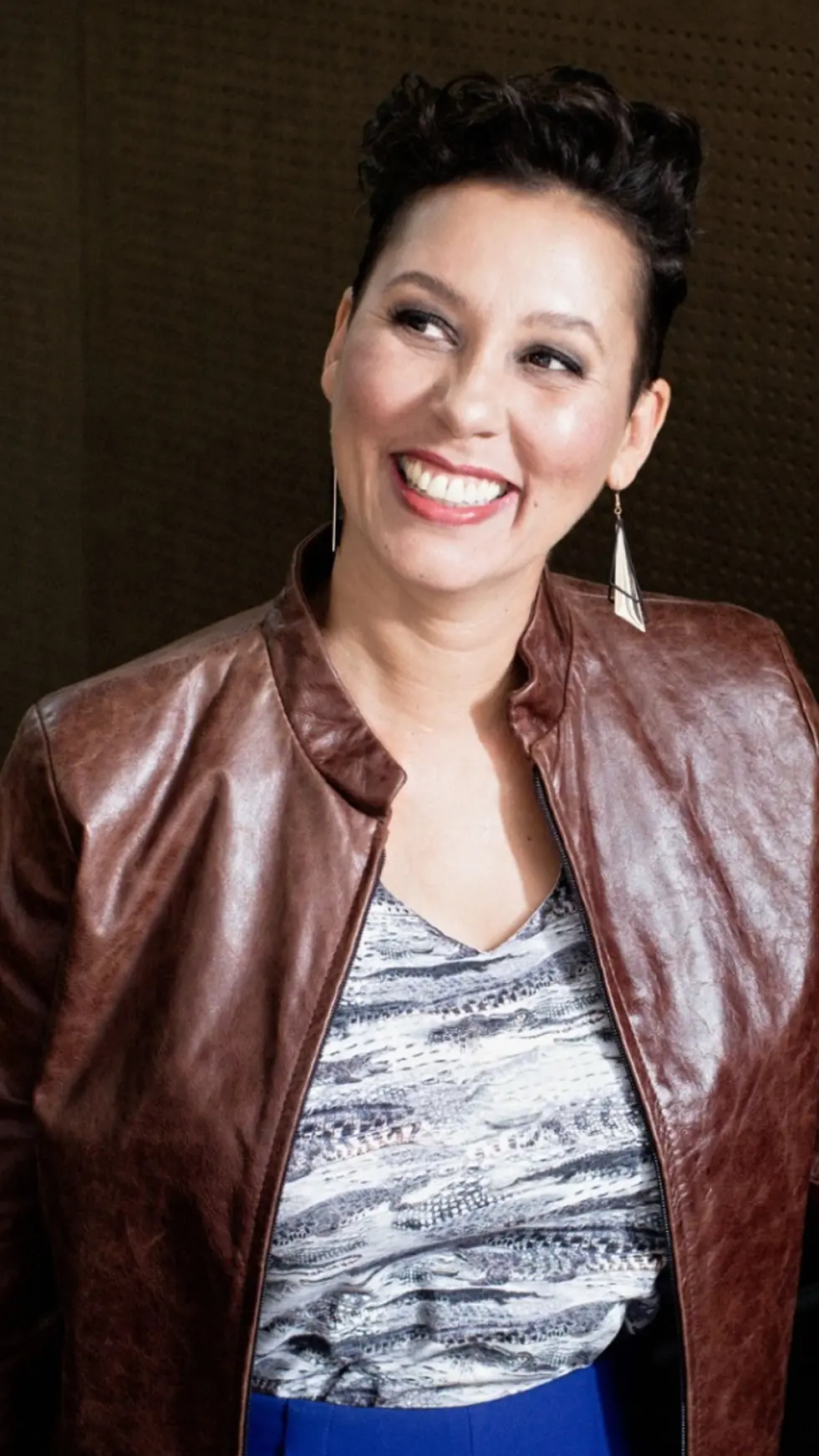 Dr. Laura Penn: Leadership Communication Expert | Profile