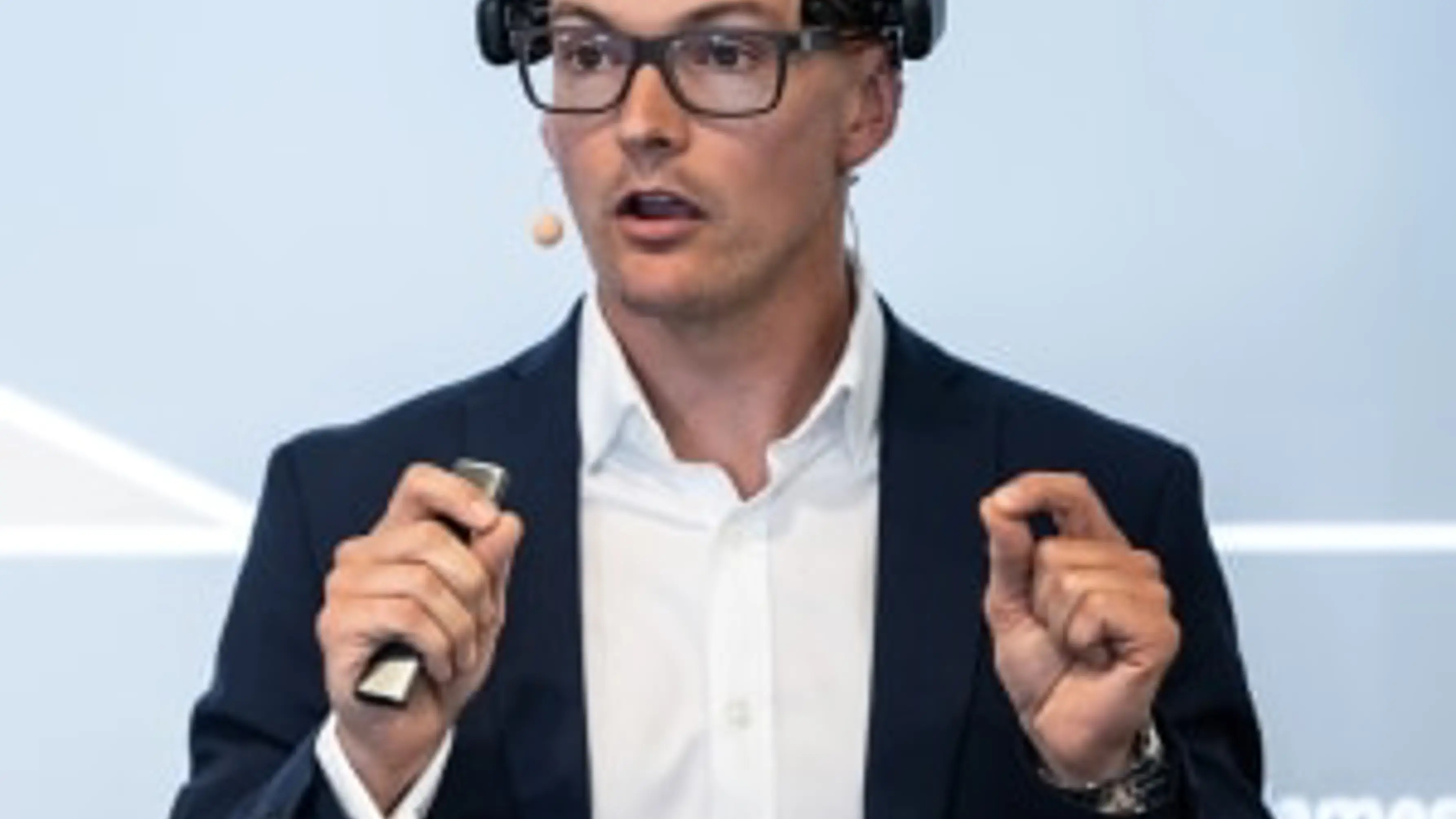 James Hewitt: Workplace Wellbeing & High-Performance Expert