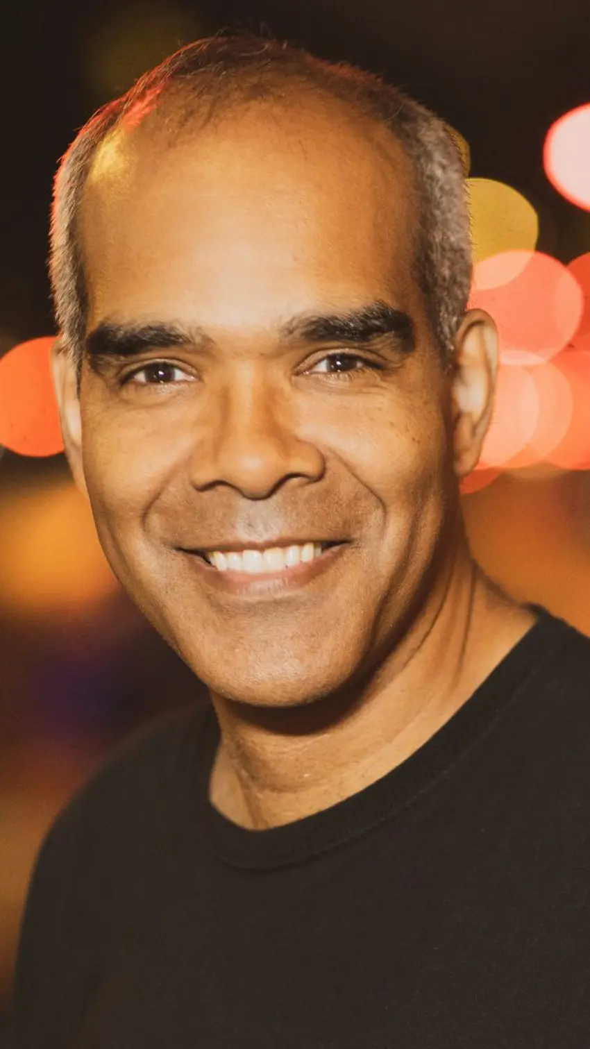 Dion Flynn | Keynote Speaker on Improv, Leadership, Connection