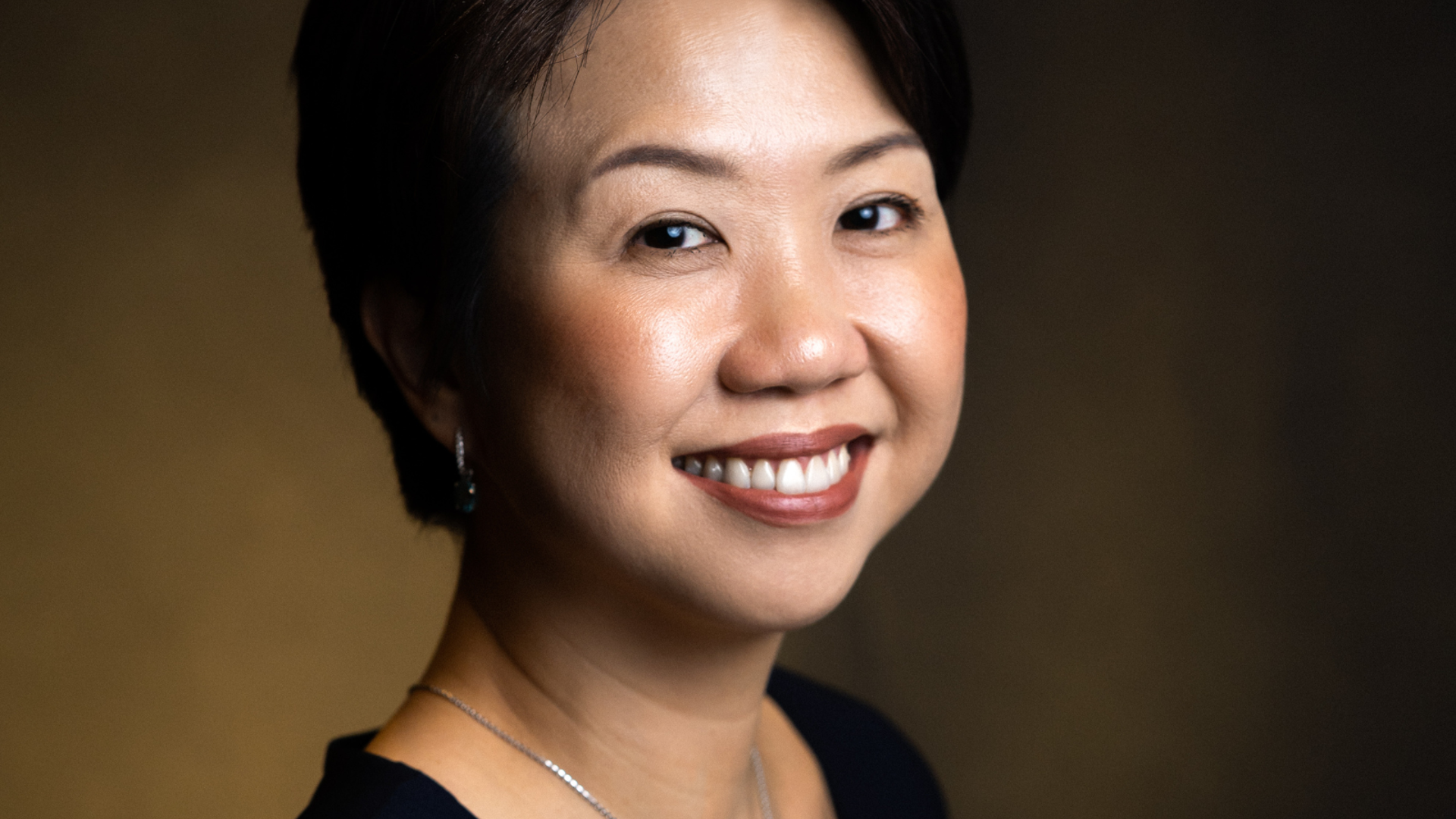 Karen Leong: Global Keynote Speaker on Influence and Leadership