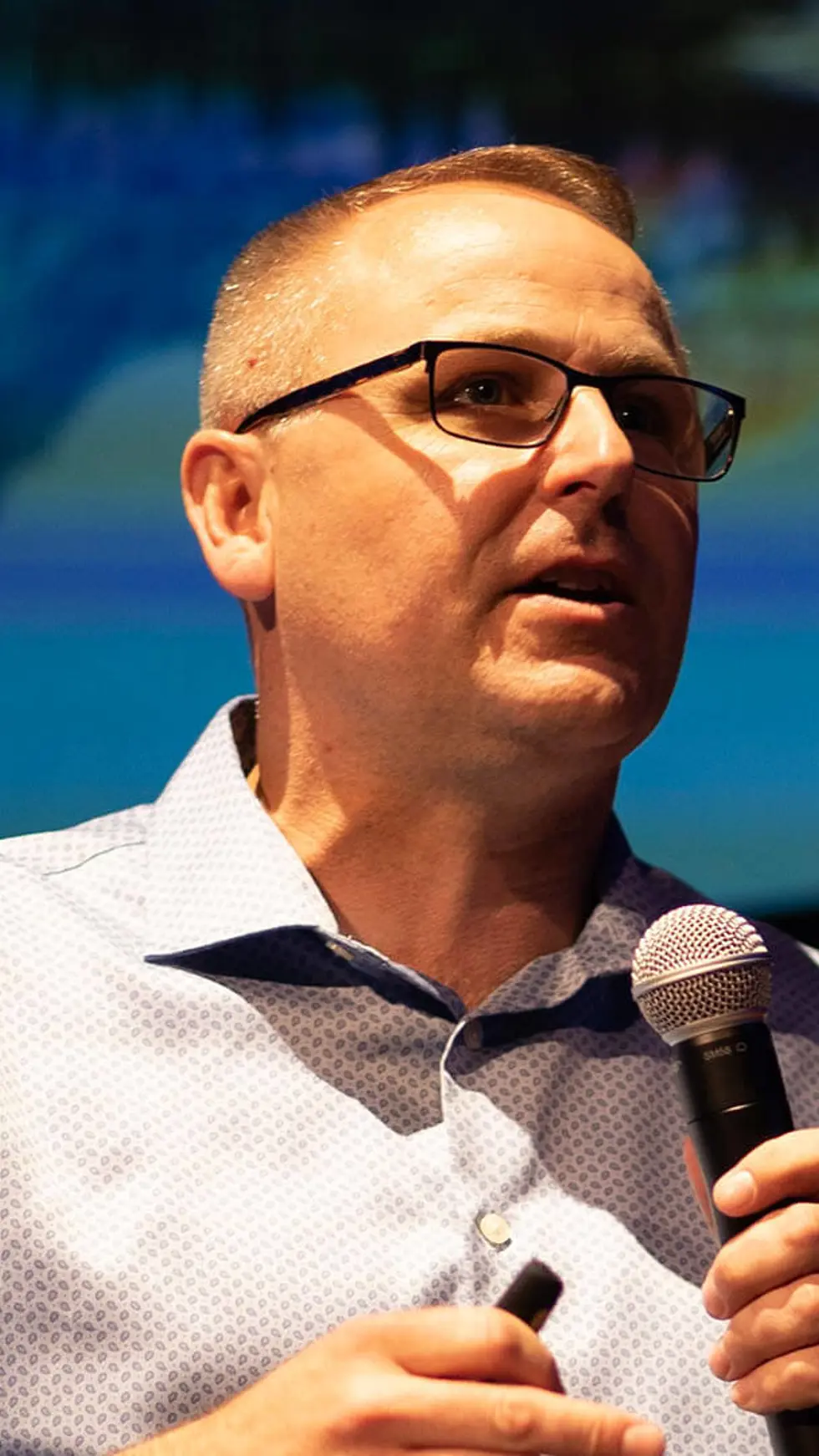 Danny Langloss: Dynamic Leadership & Motivational Speaker