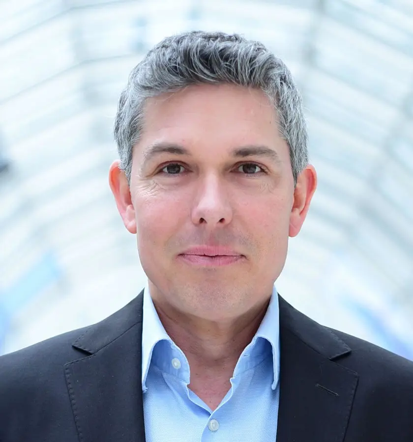 Jeremy Prasetyo: Visionary Keynote Speaker | Expert in AI