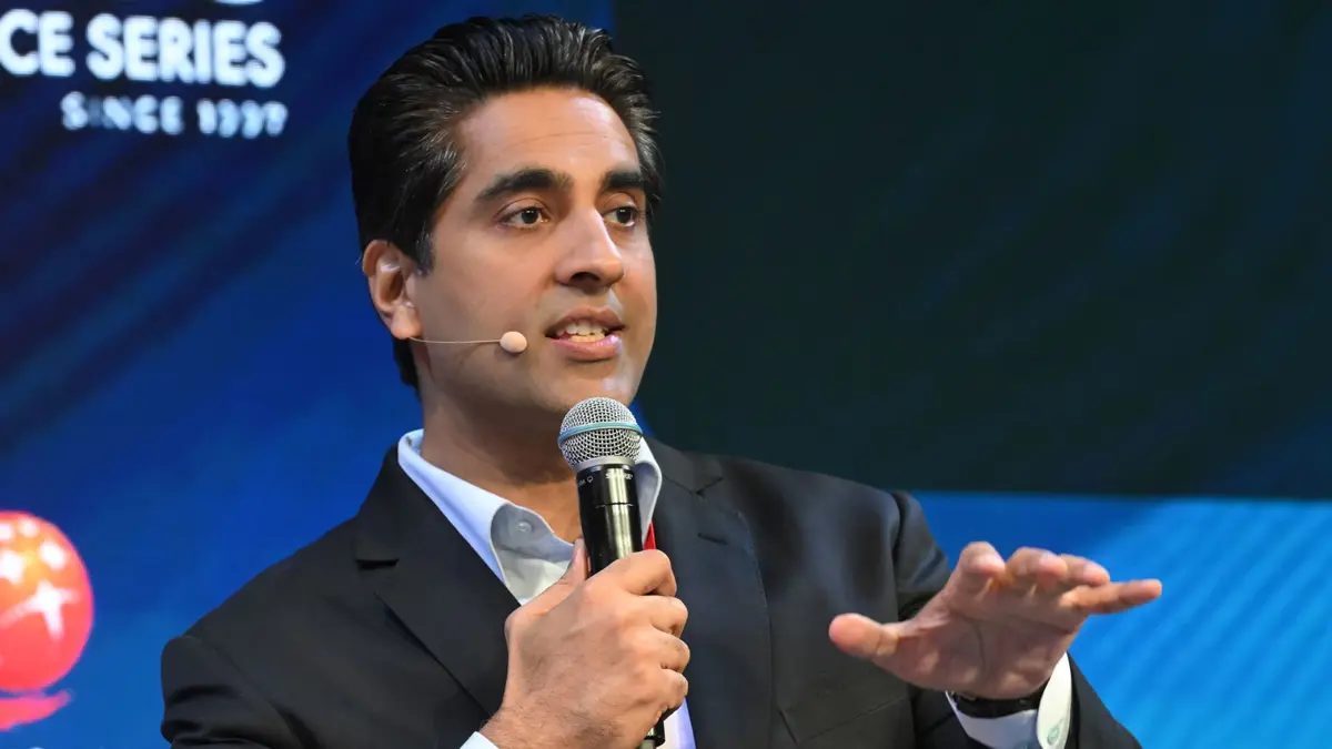 Simerjeet Singh: Keynote Speaker on Change & Leadership