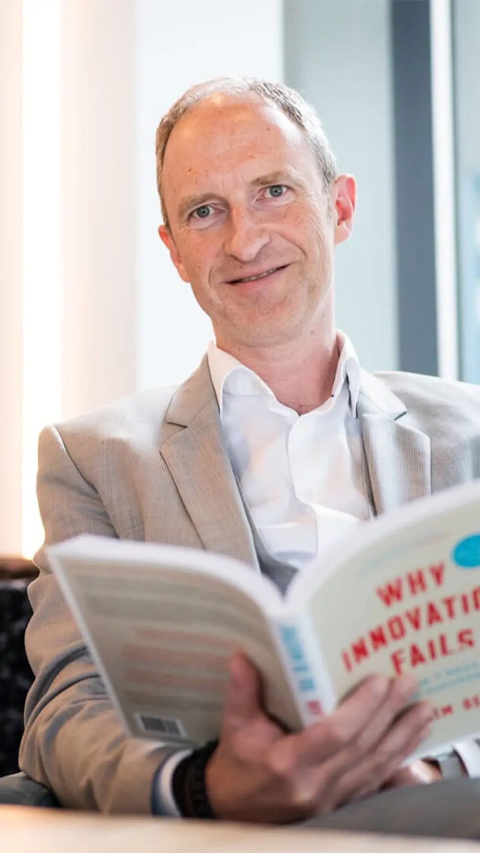 Joachim De Vos: Professor & Author in Innovation Consulting