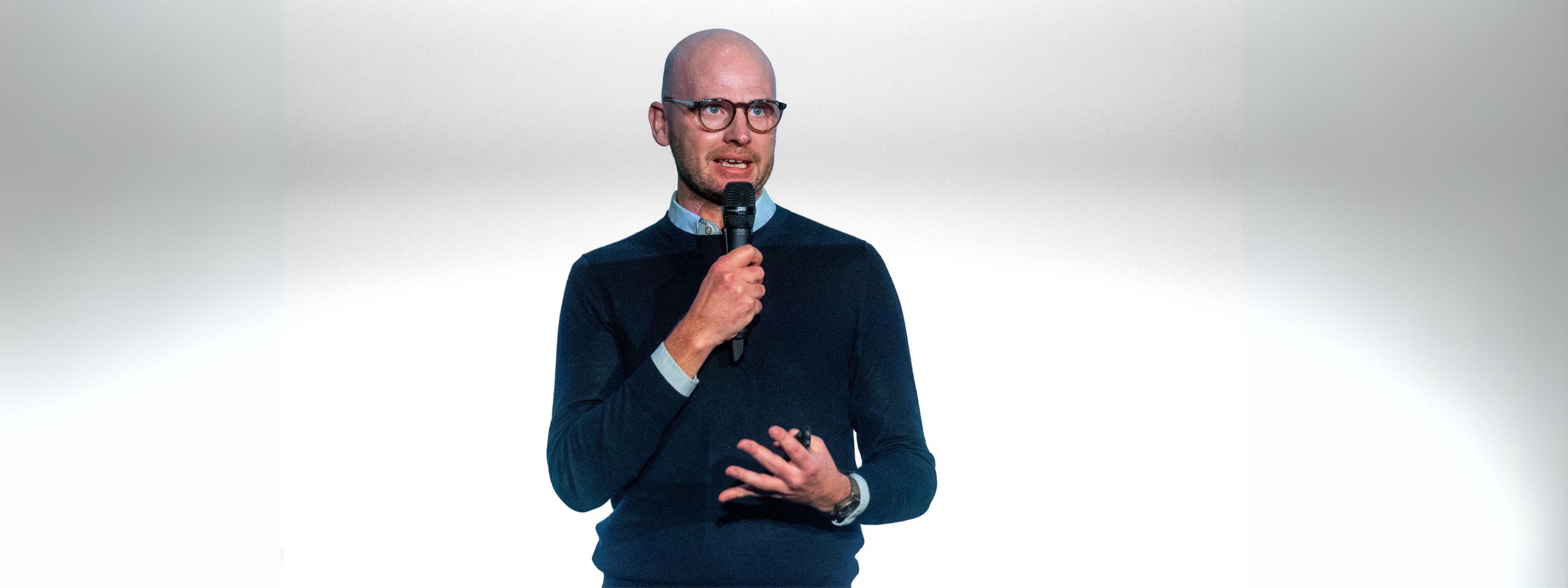 Chris Lemons: Inspirational Keynote Speaker on Resilience and Leadership