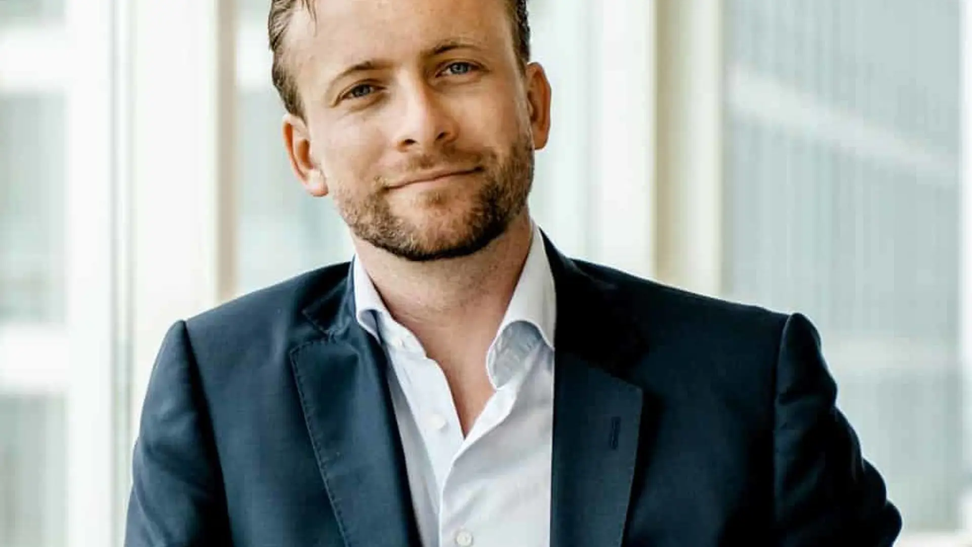 Thijs Launspach: Psychologist and Speaker on Mental Health & Well-being