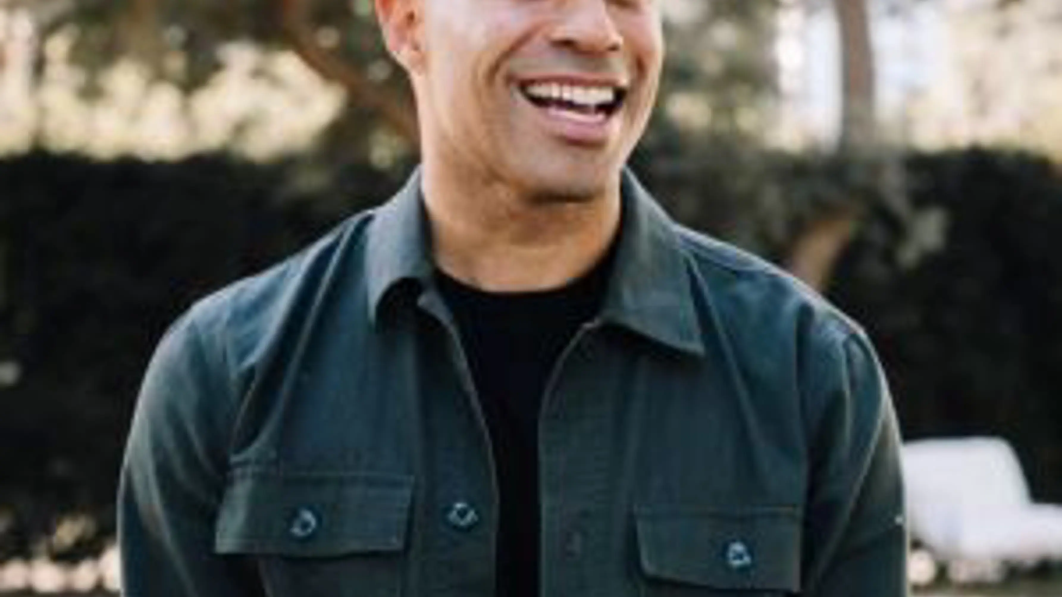 Antonio Neves: Inspiring Keynote Speaker & Leadership Authority
