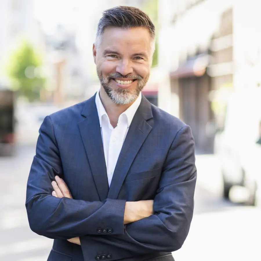 Mastering Non-Verbal Power: Top Body Language Speakers