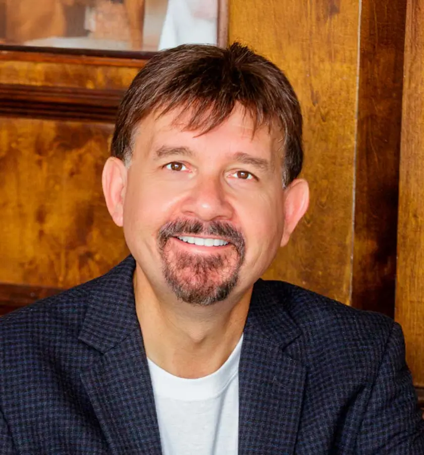Sam Silverstein: Empowering Accountability Expert