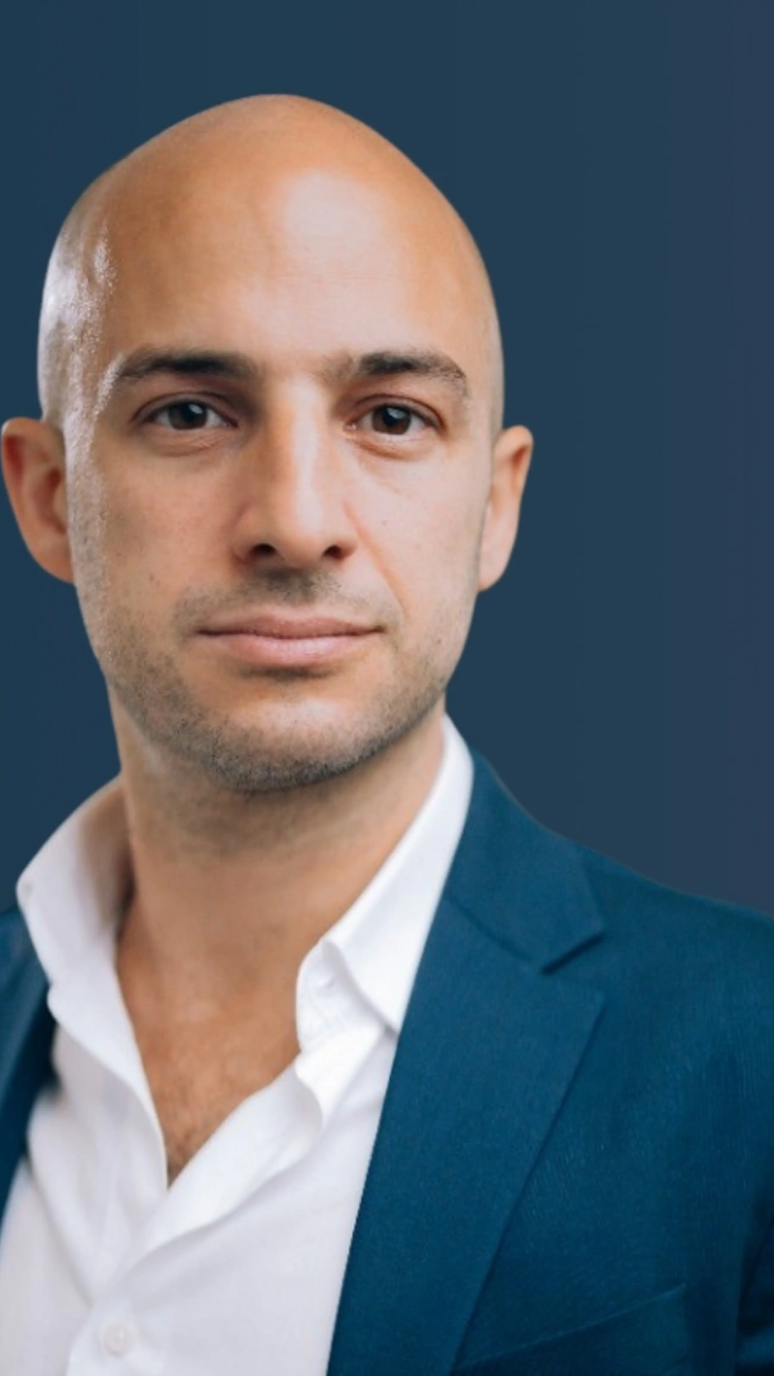 Vladimir Atlani | AI Expert, Speaker & Bestselling Author